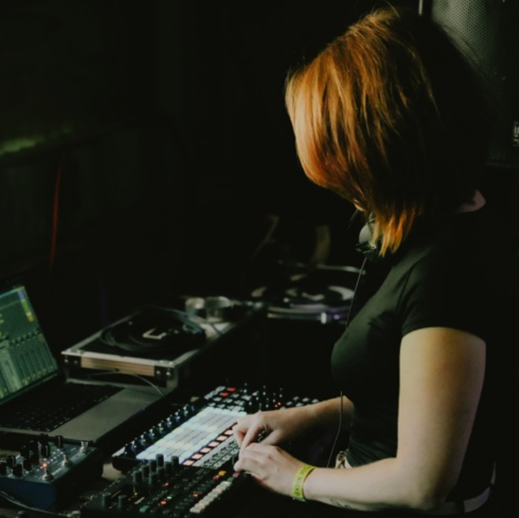 Pieter Jansen releases UHF on his label yeyeh - Rings of Neptune Agency